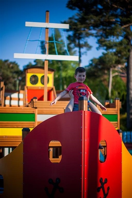 LARS LAJ® playgrounds | Outdoor play & playground equipment